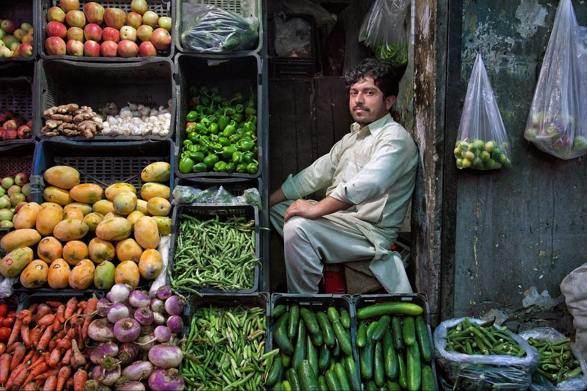Fruit and Vegetable Seller, Gilgit, Pakistan 2023 – Wehrheim Photography